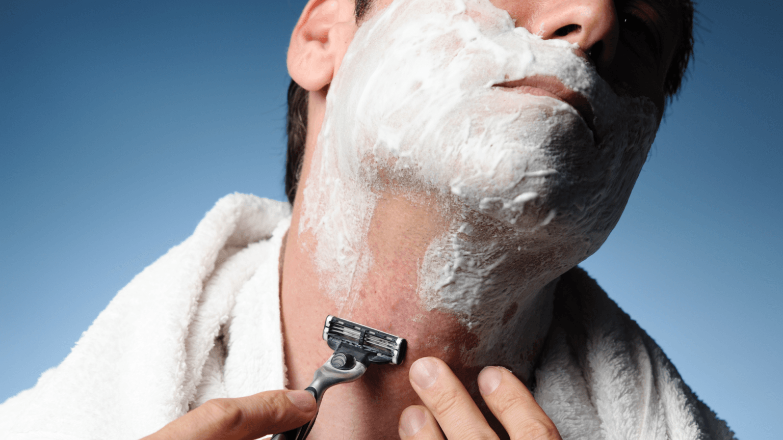 11 Essential Tips for Preventing Razor Burn and Ingrown Hairs - Elegant ...